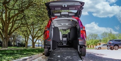 Freedom Motors USA | Wheelchair Accessible Vehicles