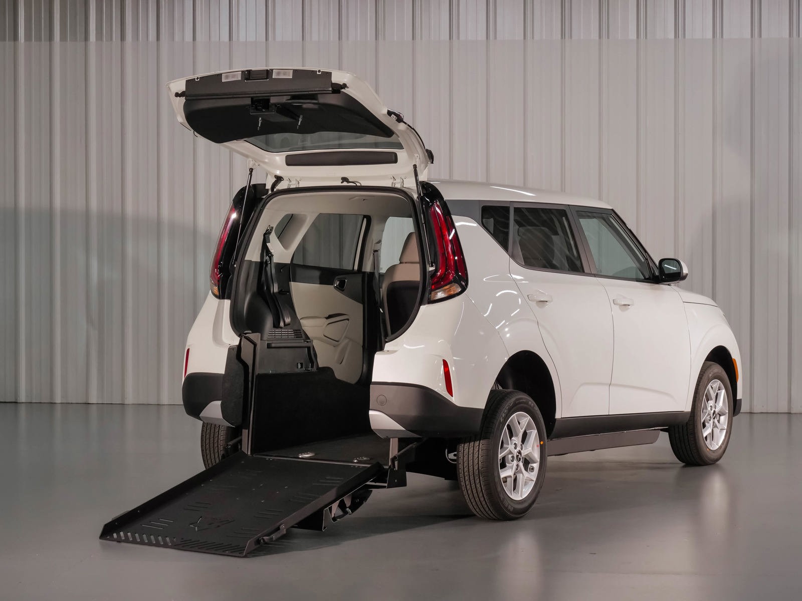 Handicap Vehicles for Sale - Freedom Motors USA with Make Kia and Model ...