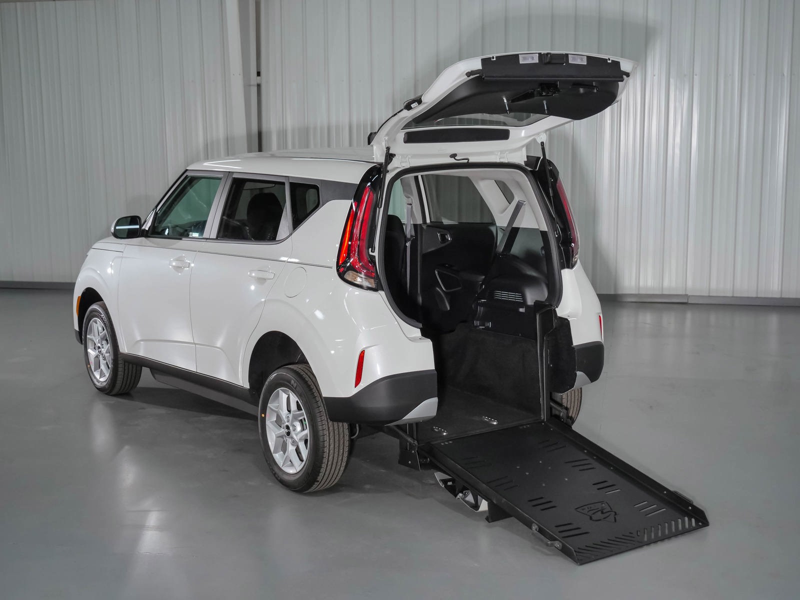 Buying Your First Wheelchair Accessible Vehicle? Start Here! - Freedom ...