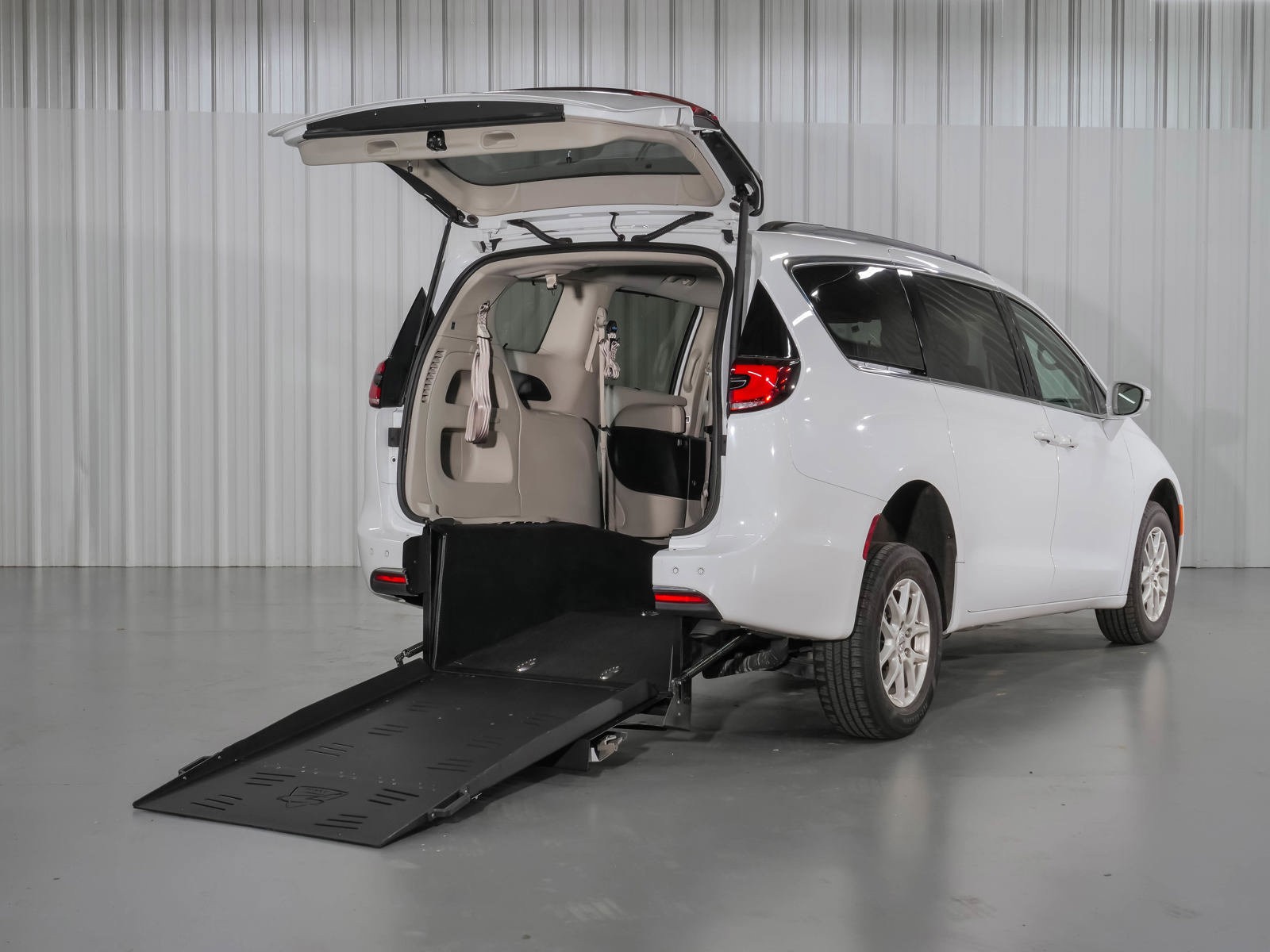 Handicap Vehicles for Sale - Page 2 of 14 - Freedom Motors USA