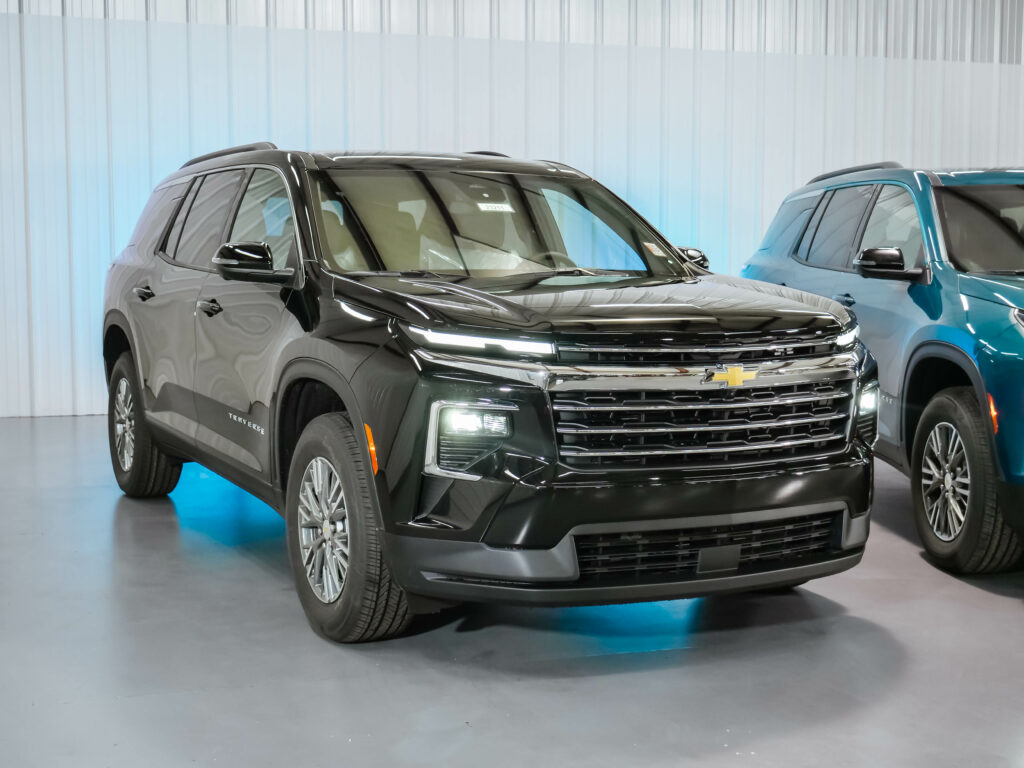 2024 Chevrolet Traverse - Freedom Motors USA