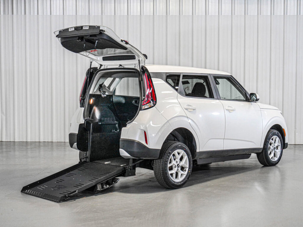 Wheelchair Accessible Vehicles for Sale - Freedom Motors USA